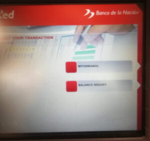 【写真あり】ペルーのATMを使って現地通貨ソルに両替（現金引き出し）する方法を詳しく紹介します | わーとら！海外旅行ガイド